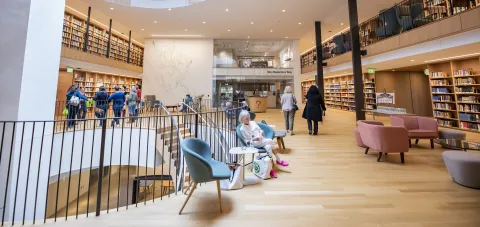 Services for Smith Alumnae, Smith College Libraries