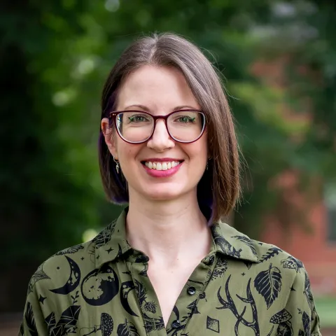 Eliscia Kinder, Smith College Libraries